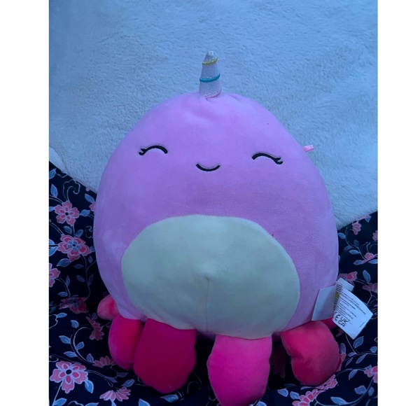 Squishmallows | Toys | Squishmallow Daviana The Octocorn 8 | Poshmark